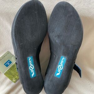 Scarpa | Shoes | Scarpa Blue And Black Climbing Shoe | Poshmark